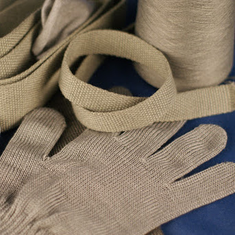 Stainless steel fibres, yarns and fabrics for technical textiles