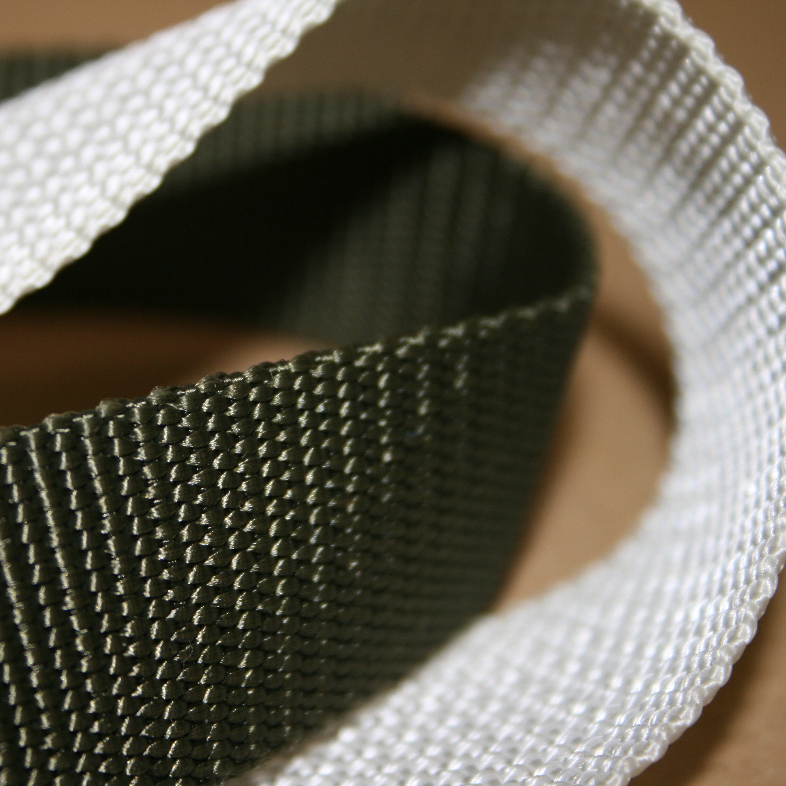 PTFE fibres, yarns and fabrics for technical textiles