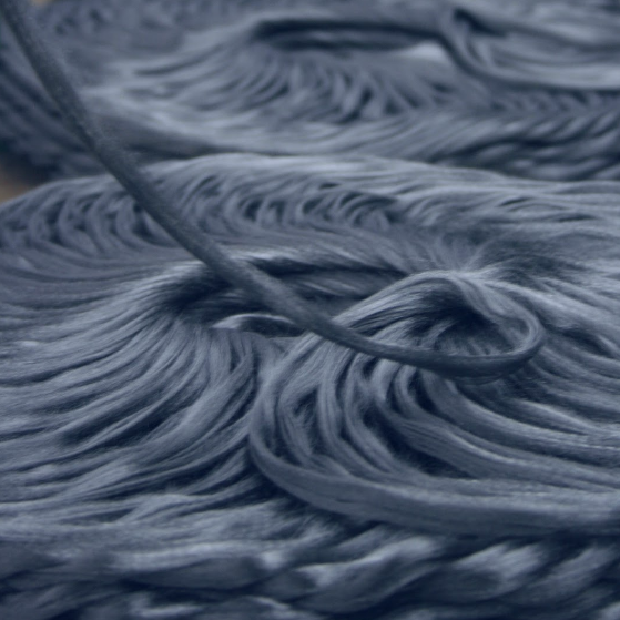 Stainless steel fibres, yarns and fabrics for technical textiles